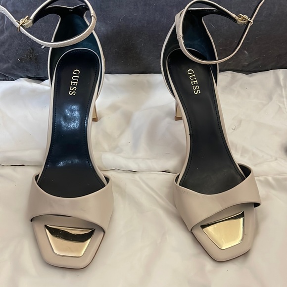 Guess | Shoes | Lightly Worn Creme Colored 4 Inch High Heels | Poshmark
